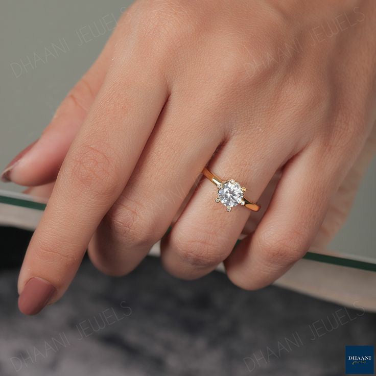 Single stone gold ring ( adjustable) – Ghaba